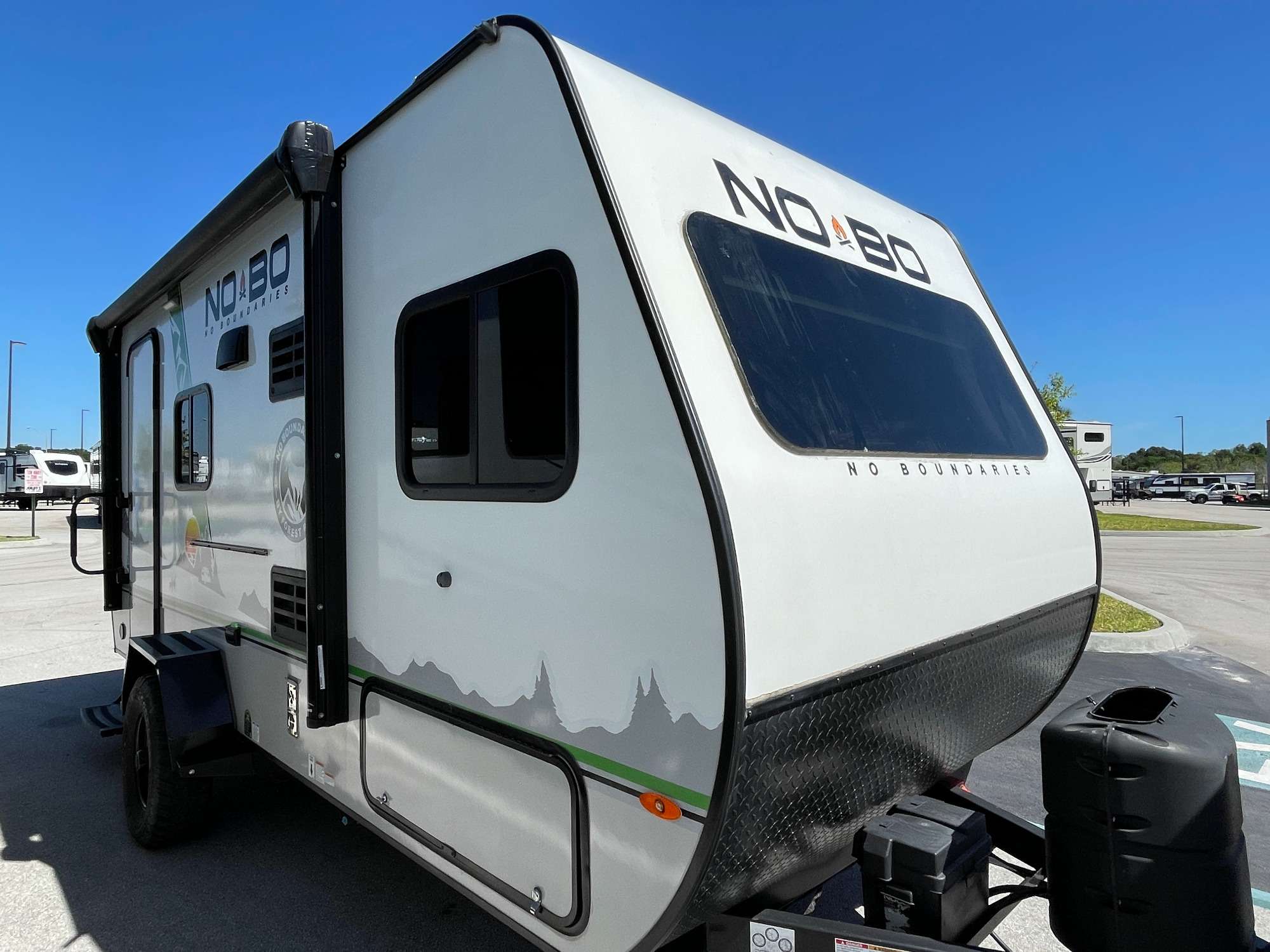 2021 FOREST RIVER NO BOUNDARIES 16.8 - USED - Camping World