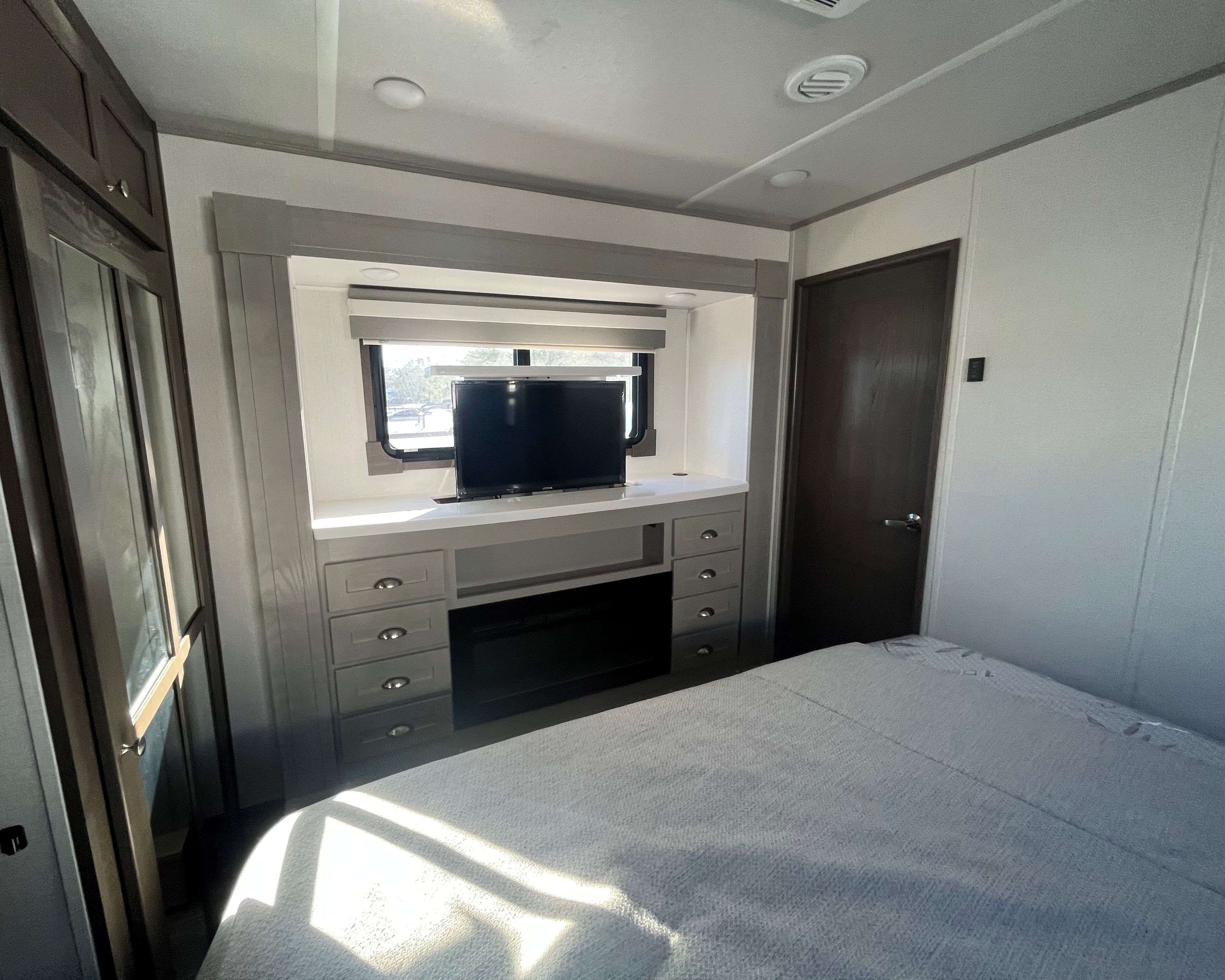 2022 FOREST RIVER RIVER RANCH 392MB - NEW - Camping World