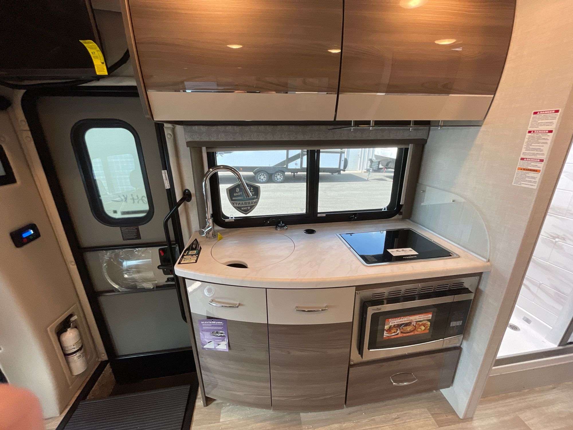 2024 THOR DELANO 24XL - NEW - Camping World