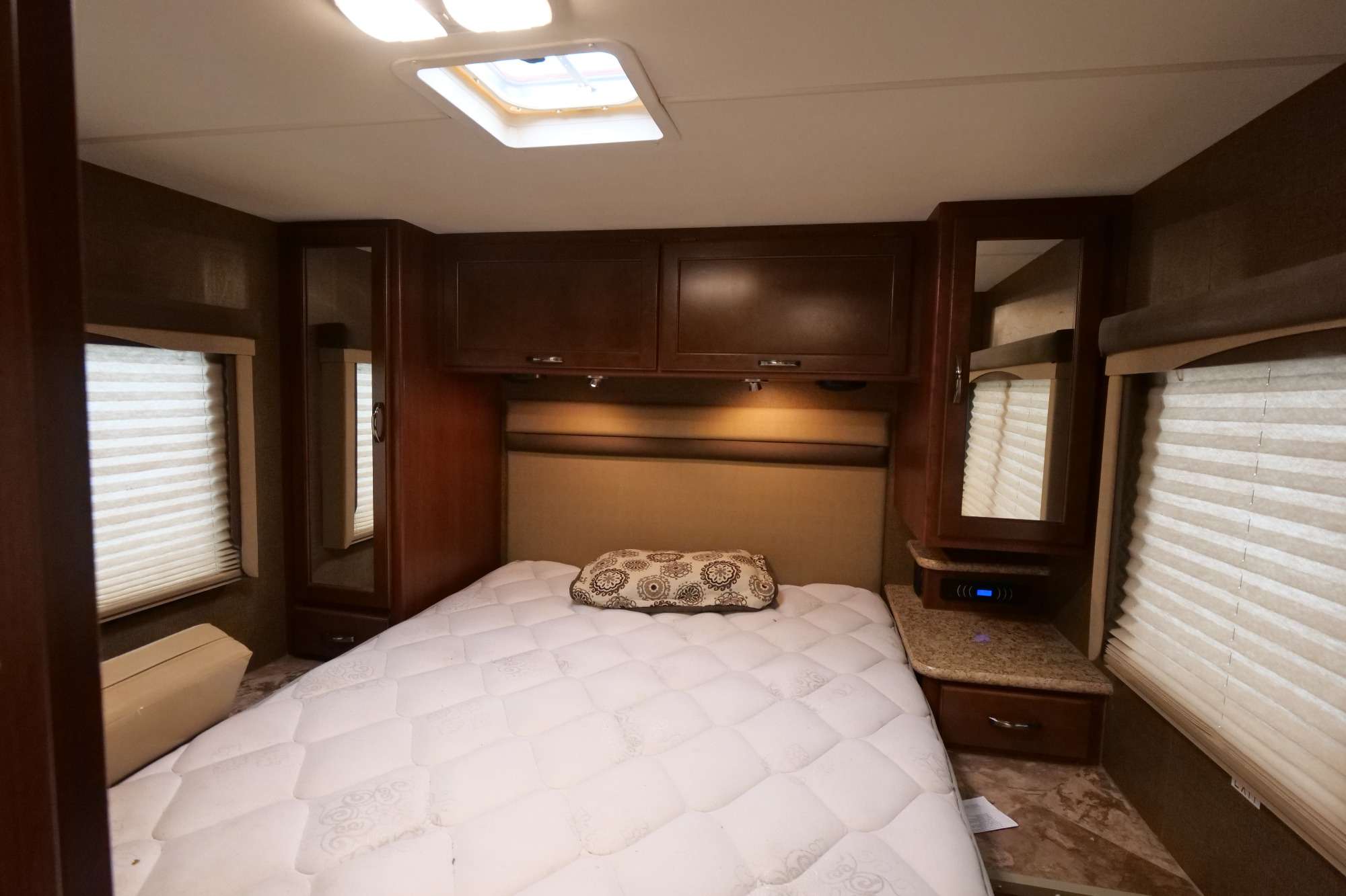 2016 THOR ACE 29.2 - Camping World