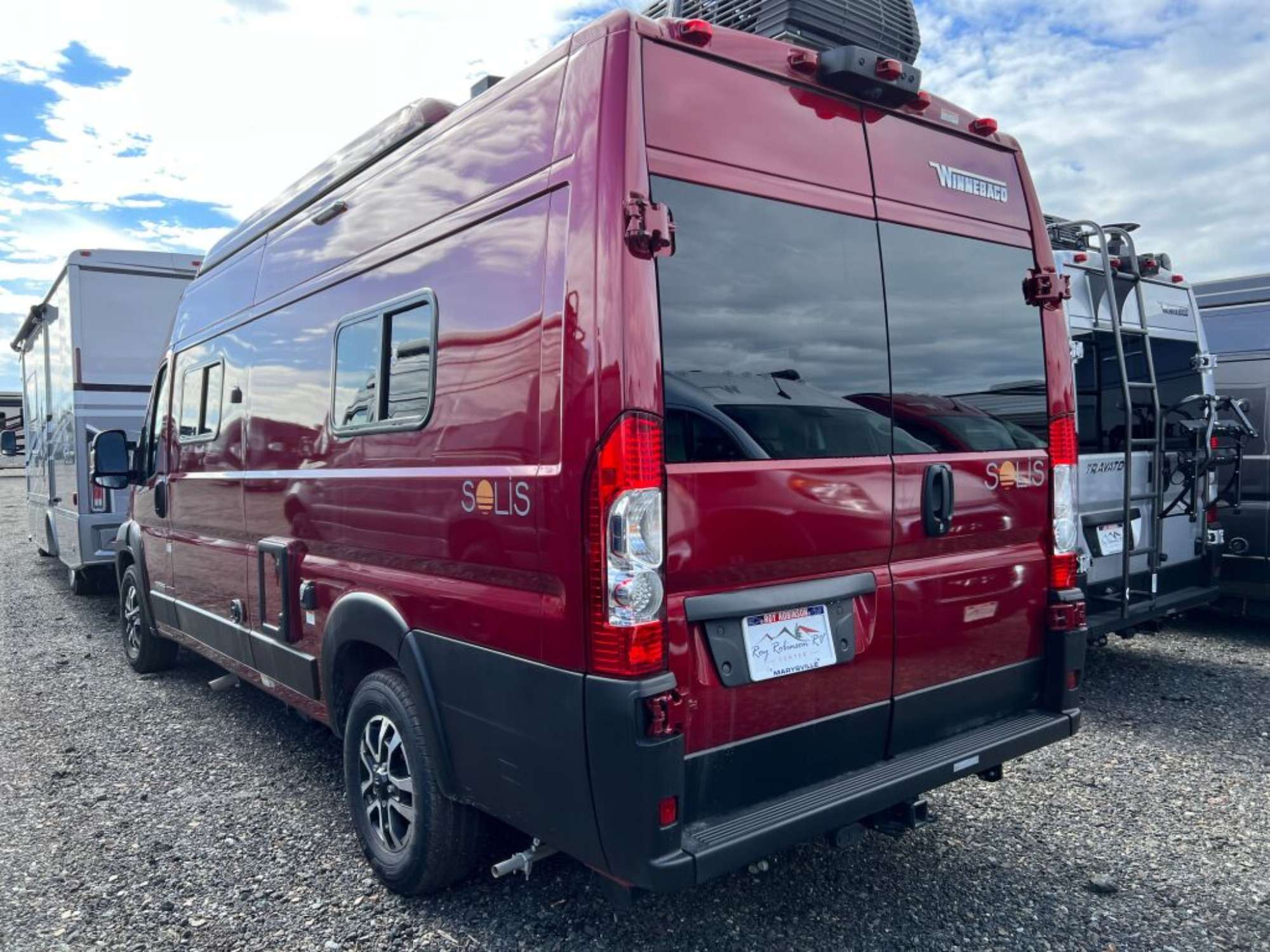 2023 Winnebago Solis 59px