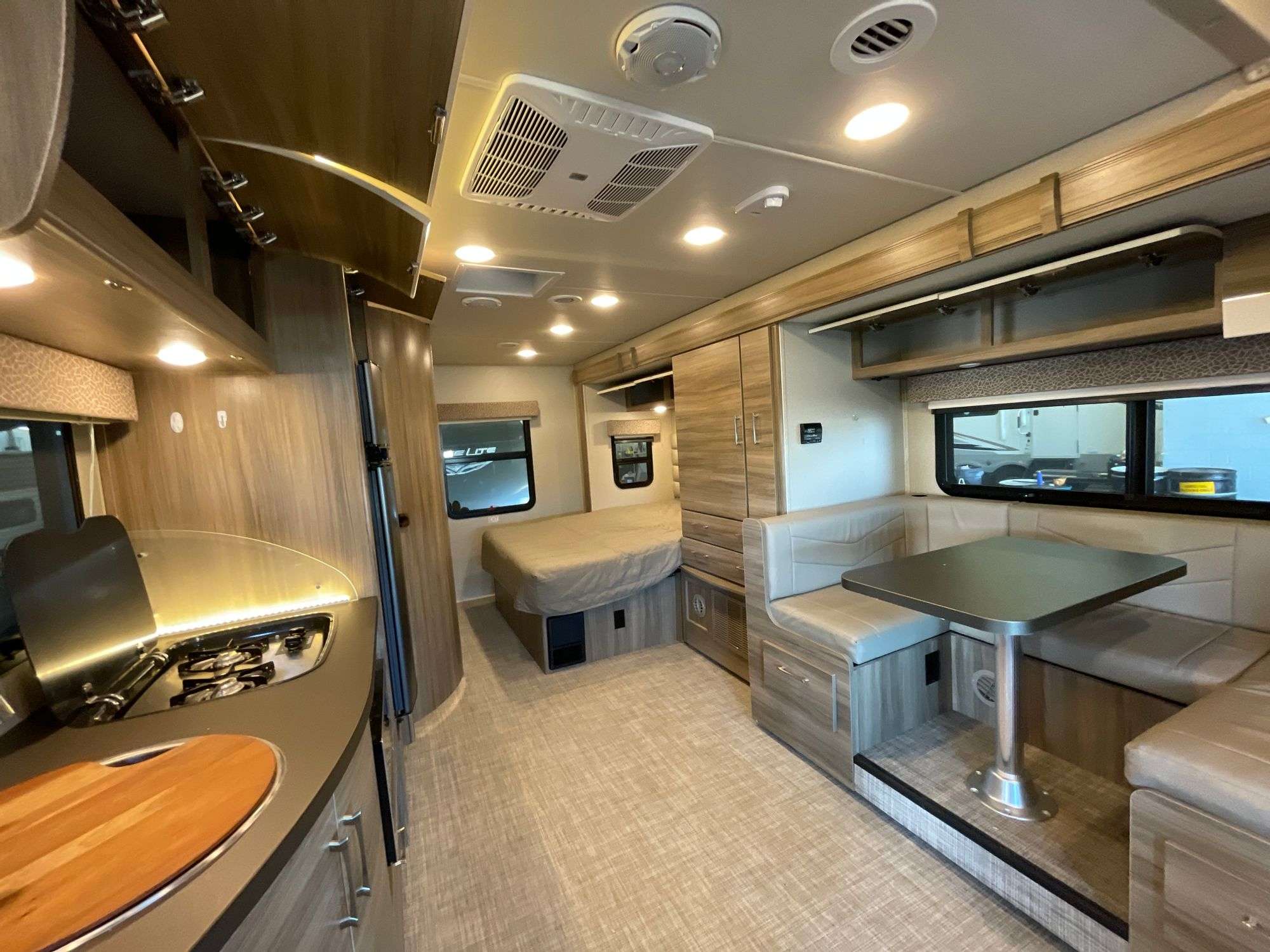 2019 JAYCO MELBOURNE PRESTIGE 24AP - Camping World