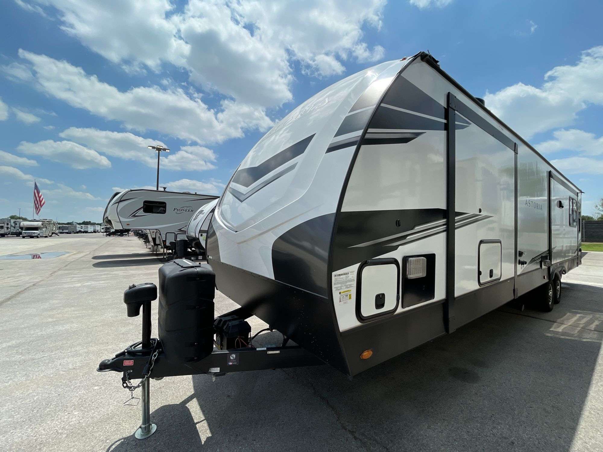 2021 DUTCHMEN ASTORIA 3373RL - Camping World