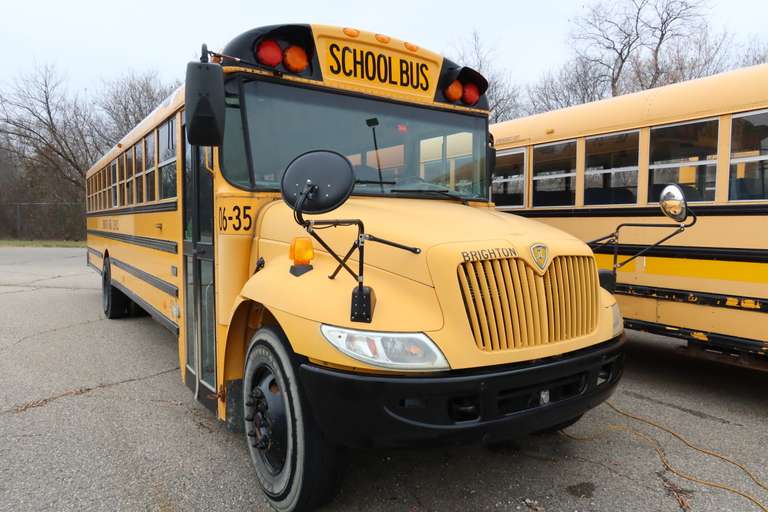 2006 IC CE300 W/ DT466E - CIS Auctions