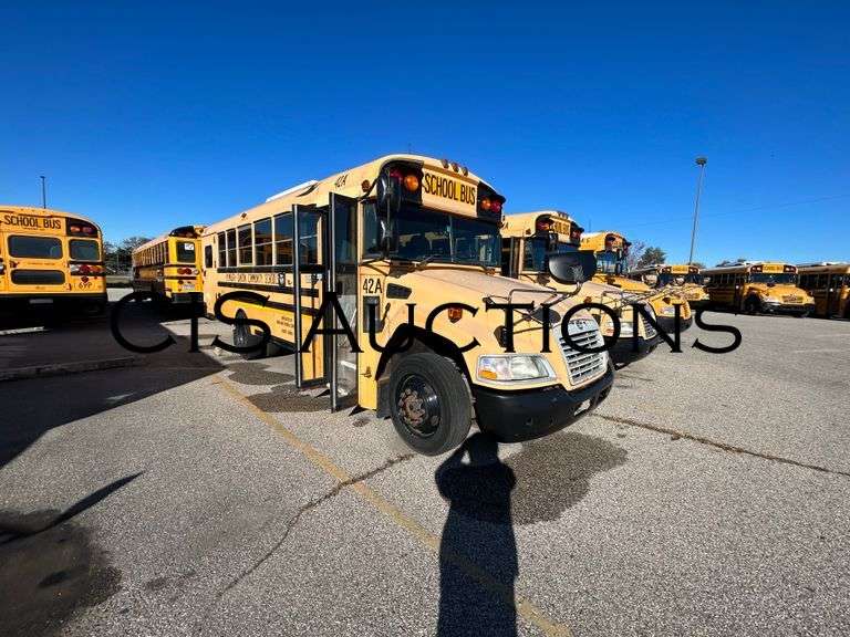 2012 BLUEBIRD BB CONVENTIONAL W/ 6.7L CUMMINS - CIS Auctions