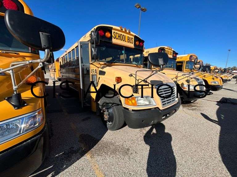 2012 BLUEBIRD BB CONVENTIONAL W/ 6.7L CUMMINS - CIS Auctions