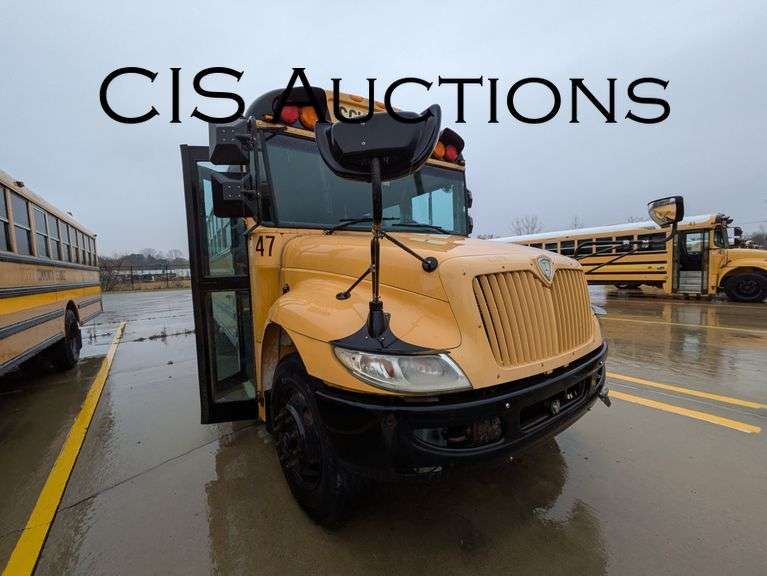 2010 INTERNATIONAL CE 300 W/MAXXFORCE DT466 - CIS Auctions