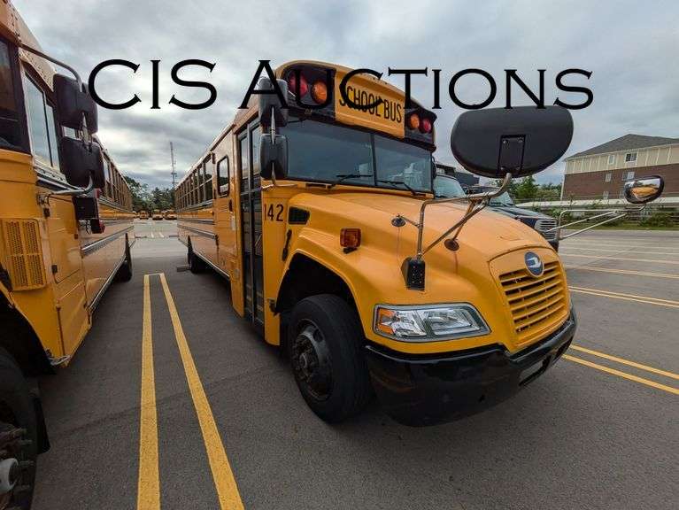 2017 BLUEBIRD VISION W/CUMMINS 6.7L - CIS Auctions