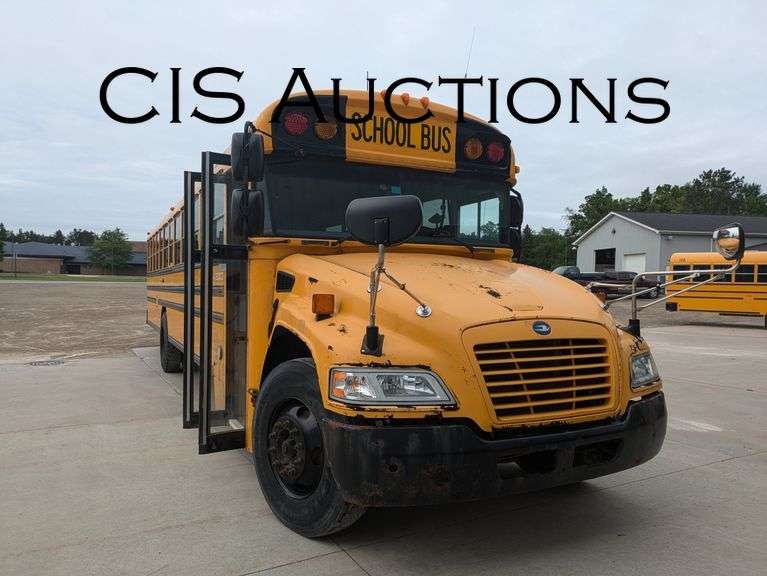 2013 BLUEBIRD VISION W/CUMMINS 6.7L - CIS Auctions