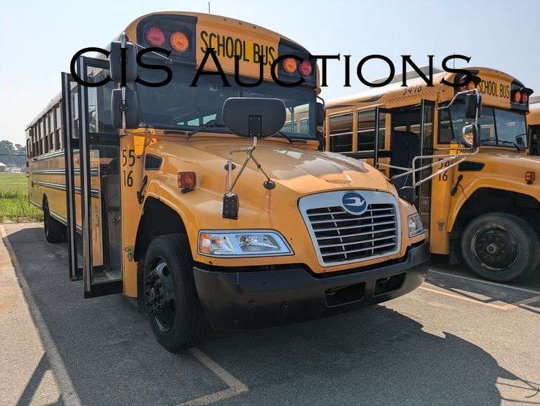 2016 BLUEBIRD VISION W/CUMMINS 6.7L - CIS Auctions