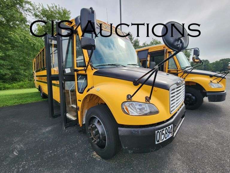 2009 THOMAS C2 W/MERCEDES-BENZ - CIS Auctions