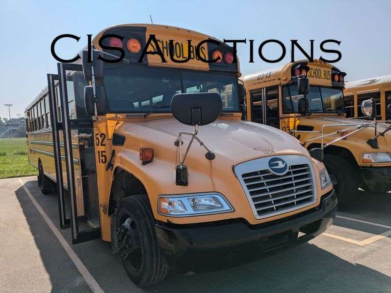 2015 BLUEBIRD VISION W/CUMMINS 6.7L - CIS Auctions