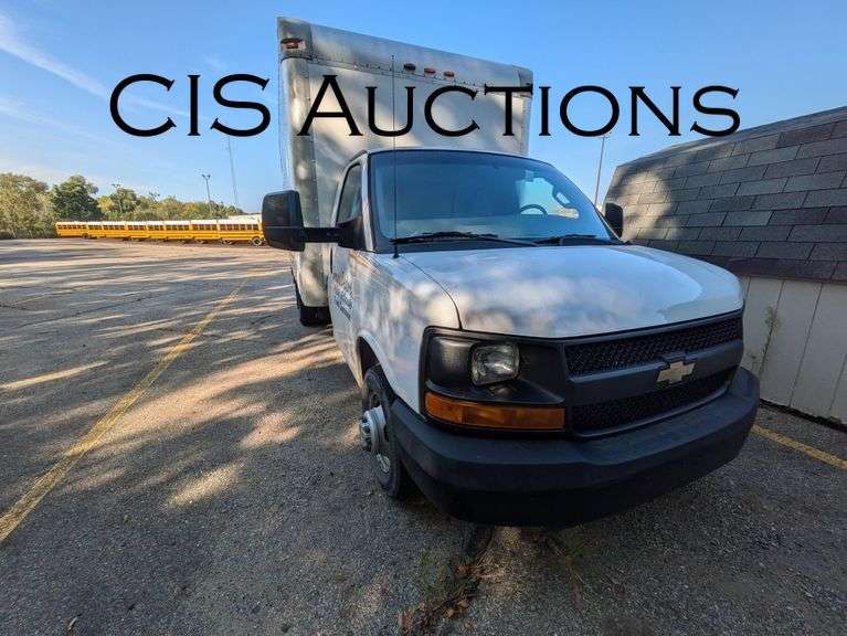 2016 CHEVROLET BOX TRUCK W/6L - CIS Auctions
