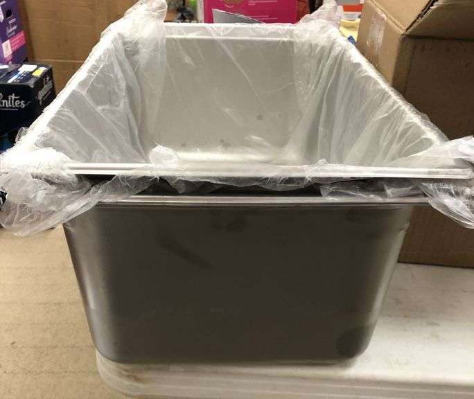 2) Large Cambros - Prime Time Auctions, Inc.