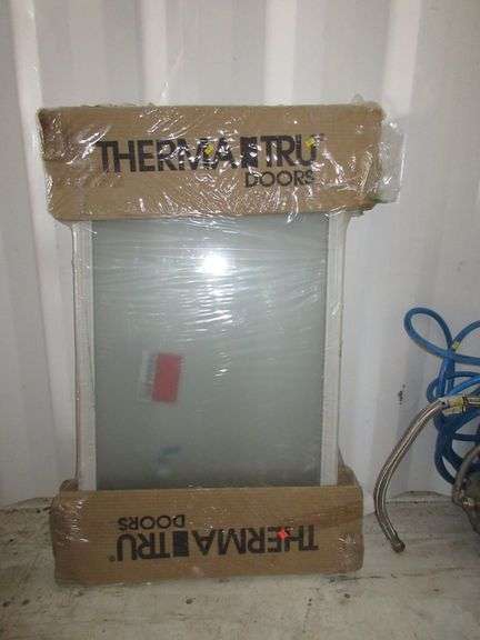Therma Tru Window 22x36 Privacy White - Prime Time Auctions, Inc.