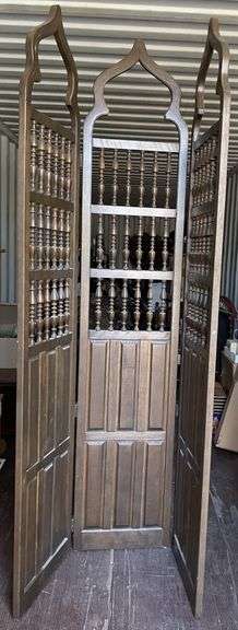 Room Divider - Prime Time Auctions, Inc.