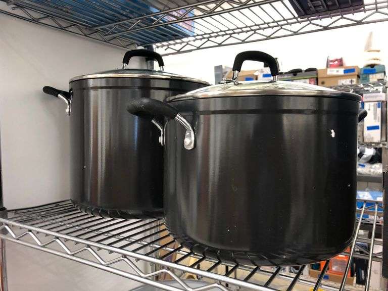 2) Pots with Lids - Prime Time Auctions, Inc.