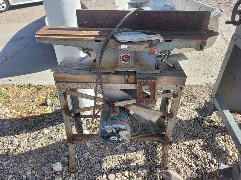 Delta Milwaukee Precision Jointer - Prime Time Auctions, Inc.