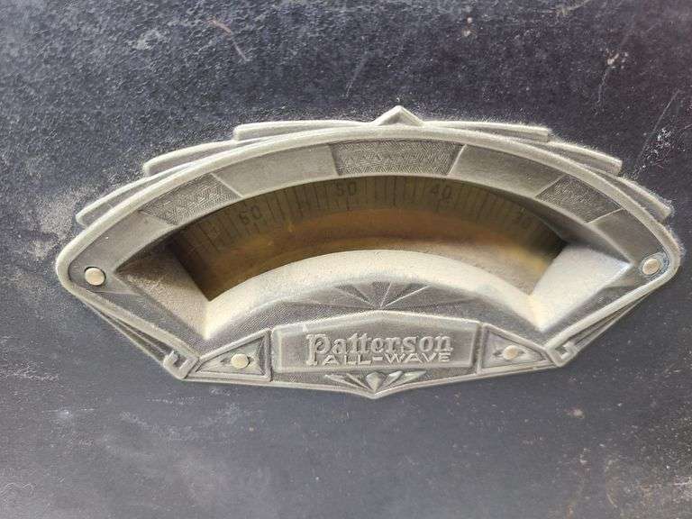 1930s Patterson All-Wave Tube Radio - Prime Time Auctions, Inc.