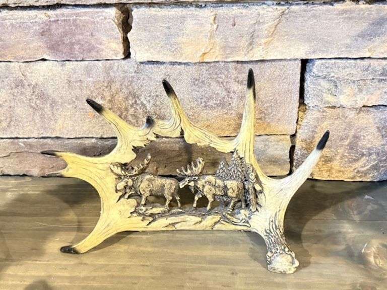 Decorative Carved Moose Antler - Prime Time Auctions, Inc.