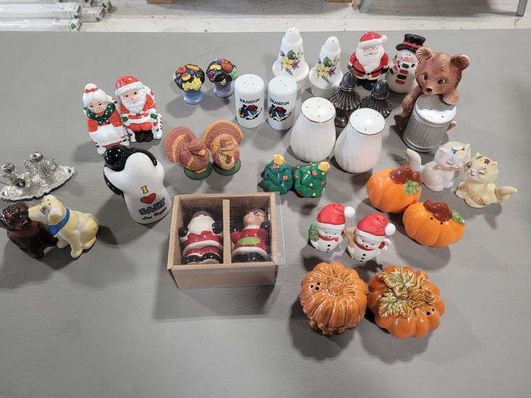 Salt and Pepper Shaker Collection - Prime Time Auctions, Inc.
