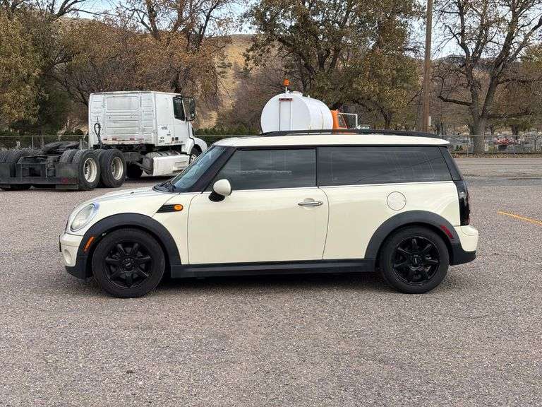 2009 Mini Clubman* - Prime Time Auctions, Inc.