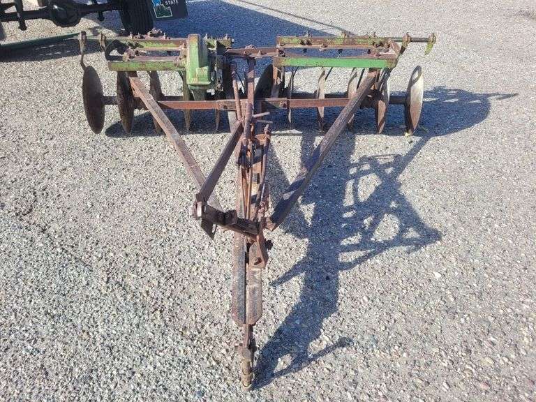 8' Disc - Prime Time Auctions, Inc.