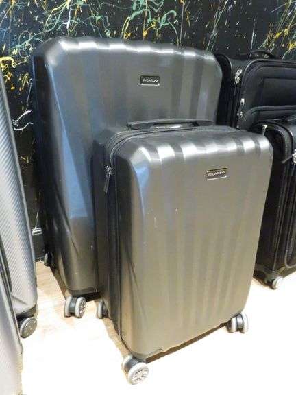 Ricardo Two Piece Luggage Set - Prime Time Auctions, Inc.