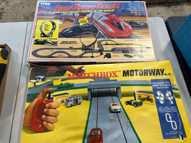 Twin Turbo Trains, Matchbox Motorway* - Prime Time Auctions, Inc.