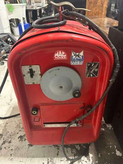 Mac Tools Welding Unit - Prime Time Auctions, Inc.