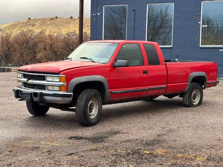 1995 Chevrolet GMT-400 Silverado* - Prime Time Auctions, Inc.