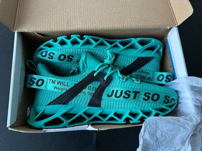 Just So So Men's Sneakers - Prime Time Auctions, Inc.