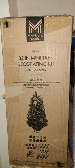 32" Mini Tree Decorating Kit - Prime Time Auctions, Inc.