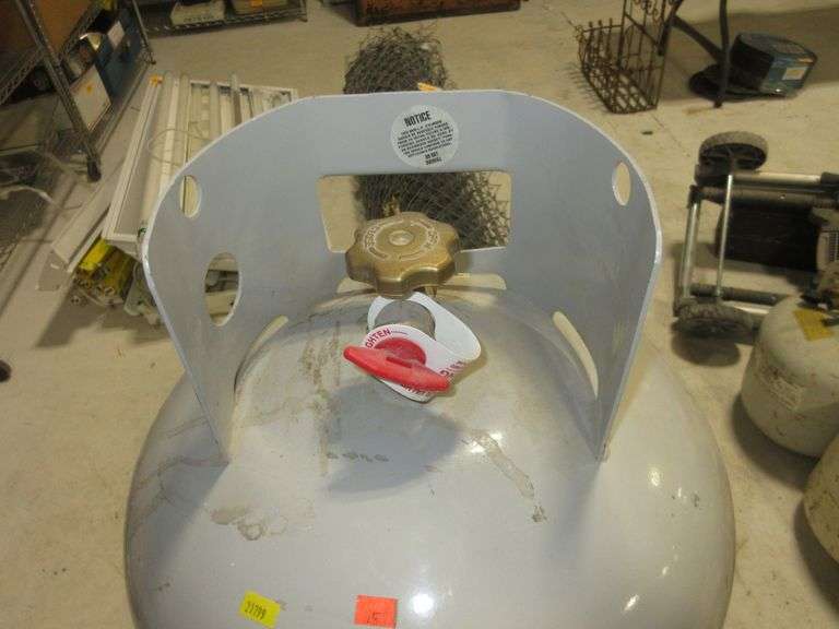 Propane Bottle - Prime Time Auctions, Inc.