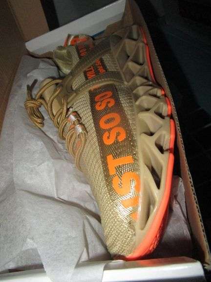 2) Just So So Men's Shoes Size 41 - Prime Time Auctions, Inc.