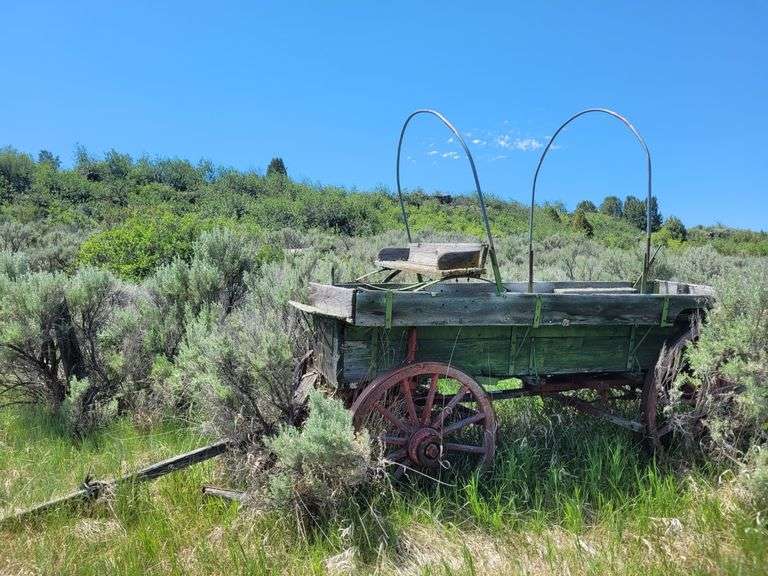 Prairie Schooner Wagon - Prime Time Auctions, Inc.
