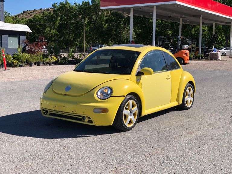 2002 Volkswagen Beetle - Prime Time Auctions, Inc.