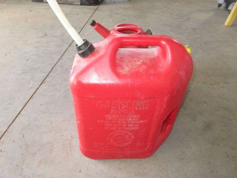 Gas Cans - Prime Time Auctions, Inc.