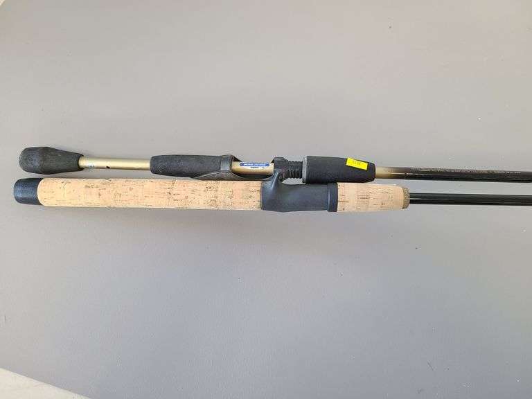 2) Fishing Poles, Net, Chain Fish Stringer - Prime Time Auctions, Inc.