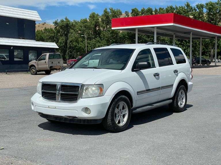 2008 Dodge Durango SLT - Prime Time Auctions, Inc.