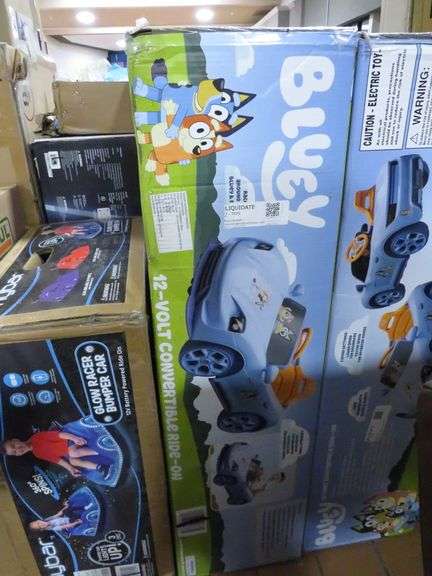 Bluey 12V Convertible Ride On - Prime Time Auctions, Inc.