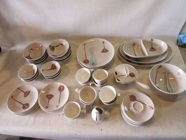 Red Wing Pottery True China Dinnerware - Lute Pattern - Prime Time ...