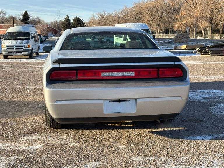2010 Dodge Challenger Base - Prime Time Auctions, Inc.