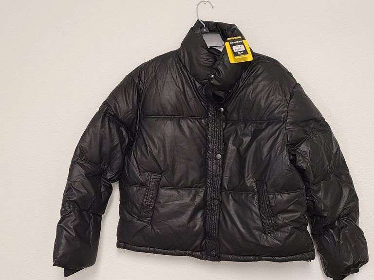 Express Women's Puffer Jacket - Prime Time Auctions, Inc.