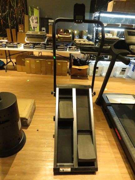 Echelon Stair Climber - Prime Time Auctions, Inc.