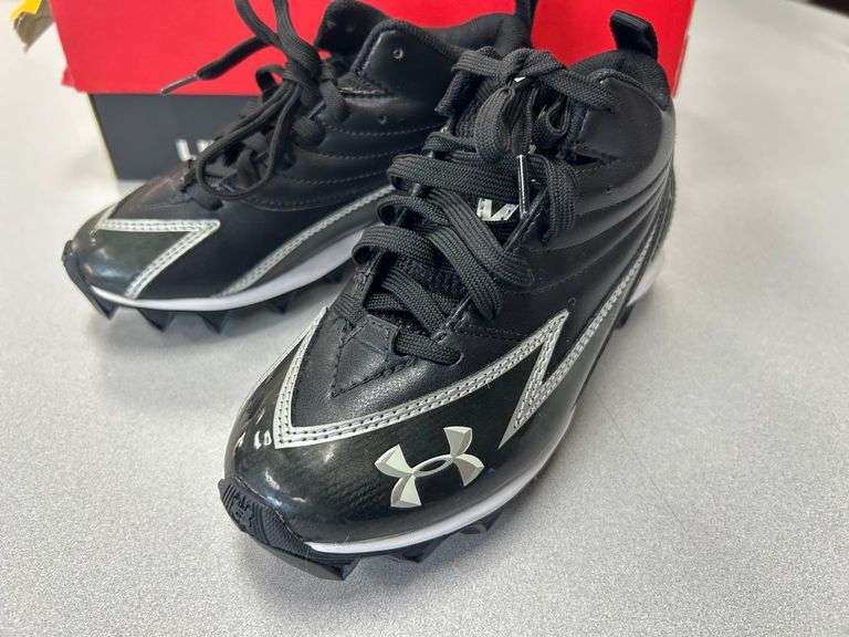 Under Armor Hammer III Youth Cleats - Prime Time Auctions, Inc.