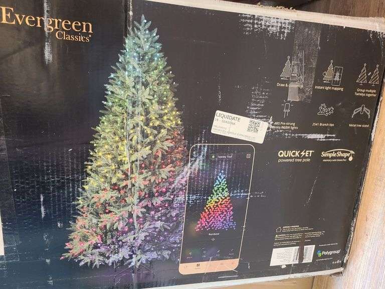 Twinkly Evergreen Classics 7.5' Douglas Fir Christmas Tree - Prime Time ...