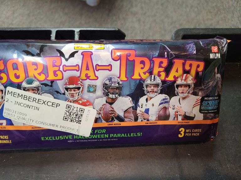 Score-A-Treat Football Cards - Prime Time Auctions, Inc.