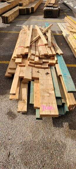 Bundle of Lumber - Prime Time Auctions, Inc.
