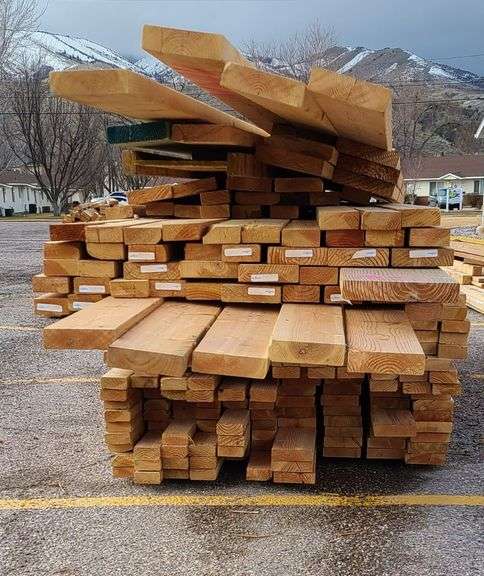 Bundle of Lumber - Prime Time Auctions, Inc.